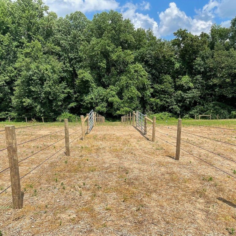 Oak and Iron Farm Fence - Agricultural Fence and Farm Management